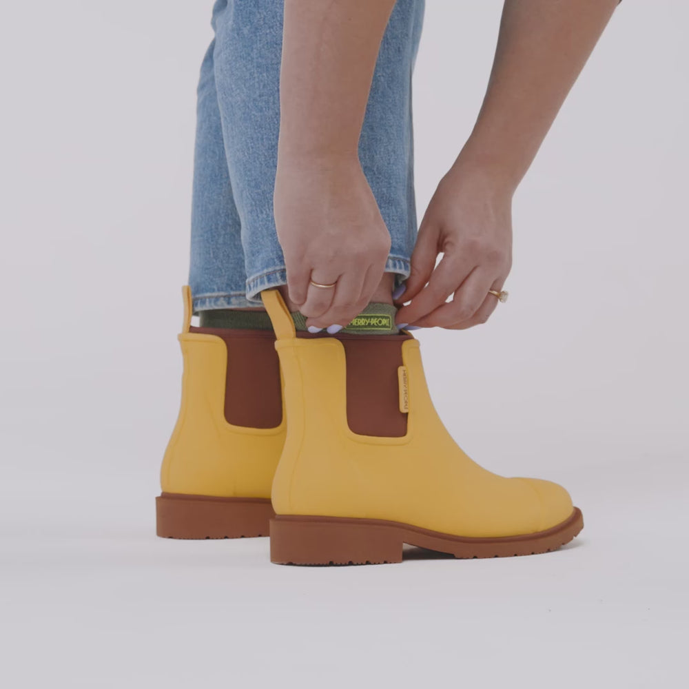 Bobbi Rain Boot // Sunflower Yellow